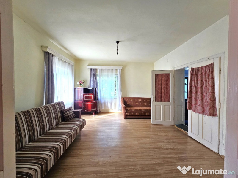 Casa si teren zona Baita, Hunedoara, 40.000 eur - Lajumate.ro