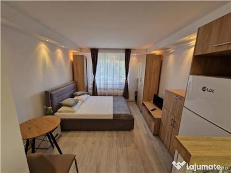 Camera de camin mobilata - zona Triaj, 42.500 eur - Lajumate.ro