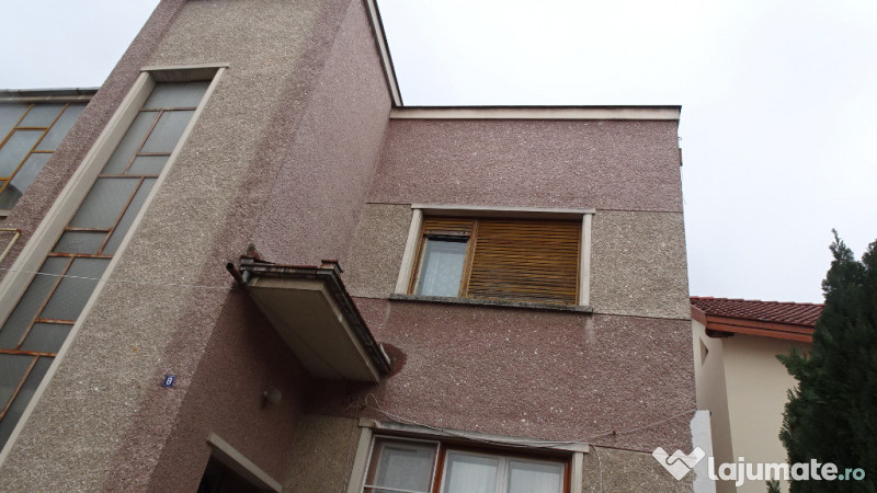 Casa cu 4 camere cu garaj si beci in duplex in Deva, 154.000 eur ...