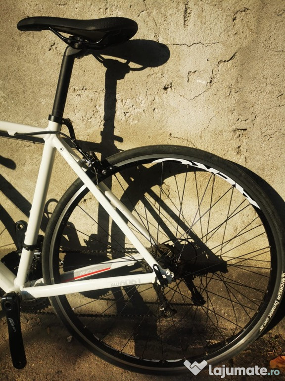 Rampa presiune mercedes w204 c200