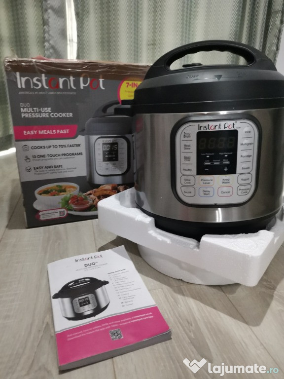 Multicooker nou Instant Pot duo nova 7 in 1 / Oala sub presi