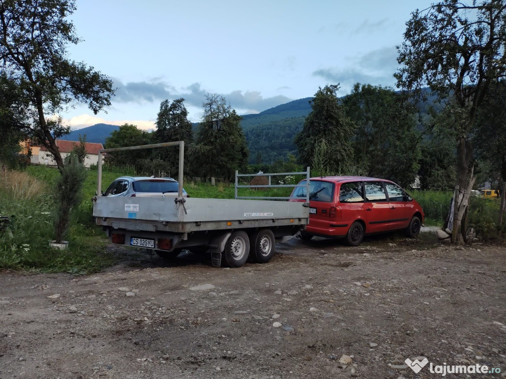 Remorca auto basculanta