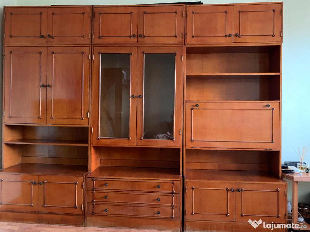 Mobilă dormitor Casa Rusu