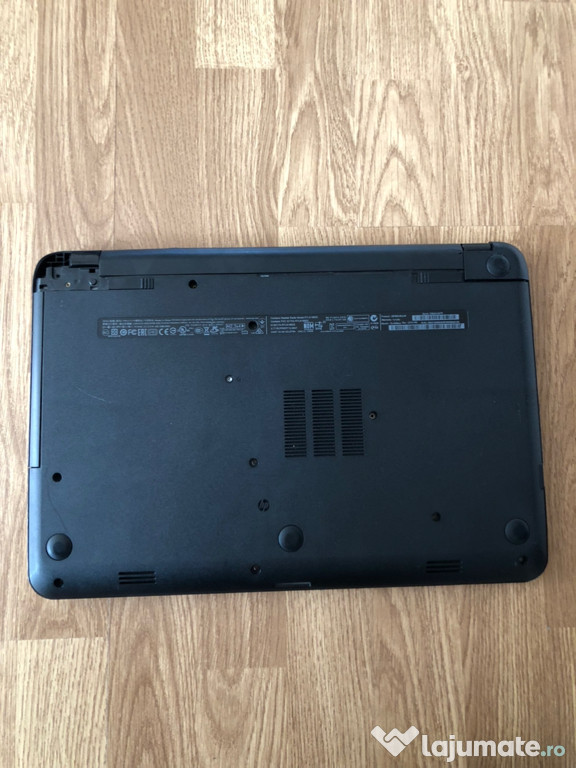 Laptop HP 15 Slim display 15,6 led defect pentru piese nu se ...
