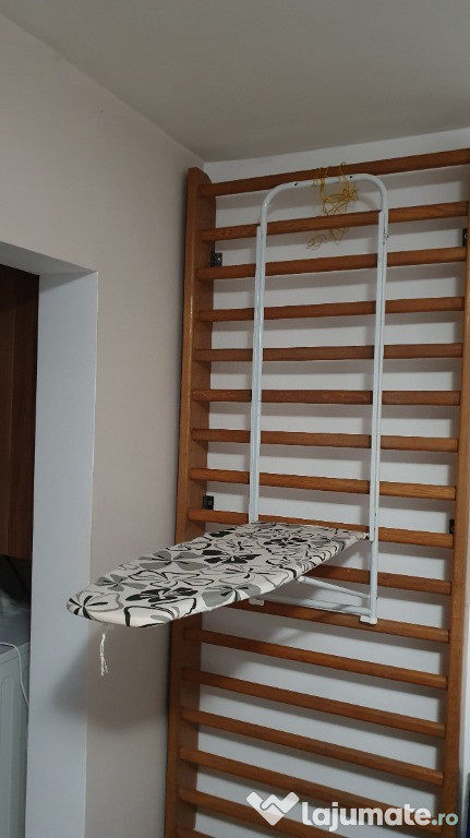 Masa de calcat deosebita verticala transformer rabatabila