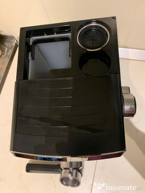 Aparat cafea Phillips Saeco Poemia