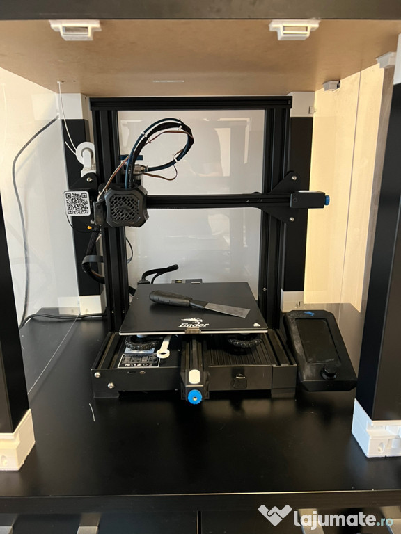 Imprimanta 3D Ender 3 V2 + Enclosure