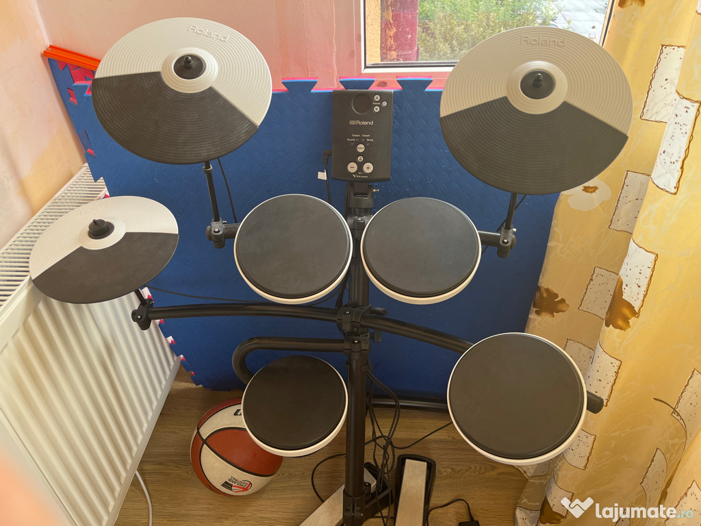 Tobe electrice Roland