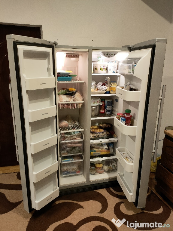 Frigider cu congelator side by side whirlpool