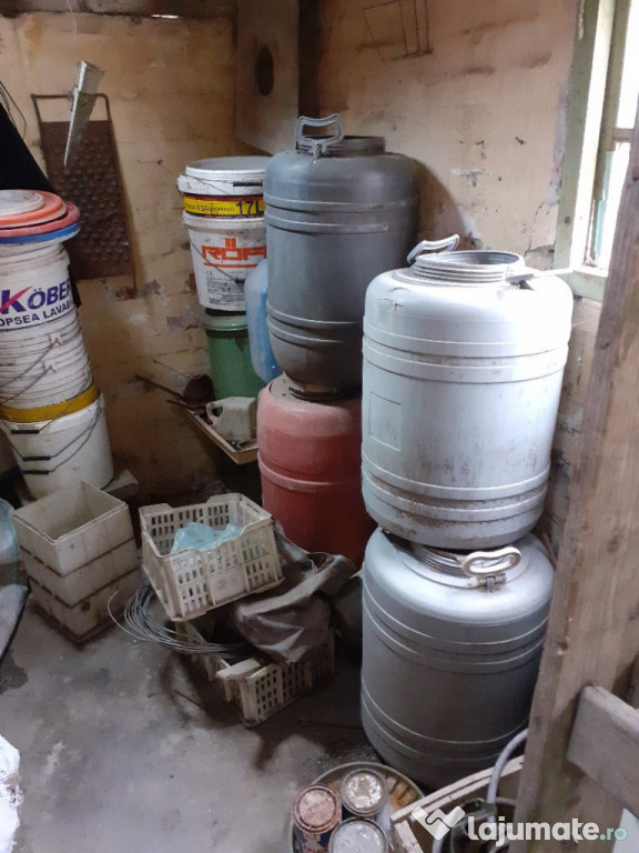 Butoaie de plastic de 60 Litri