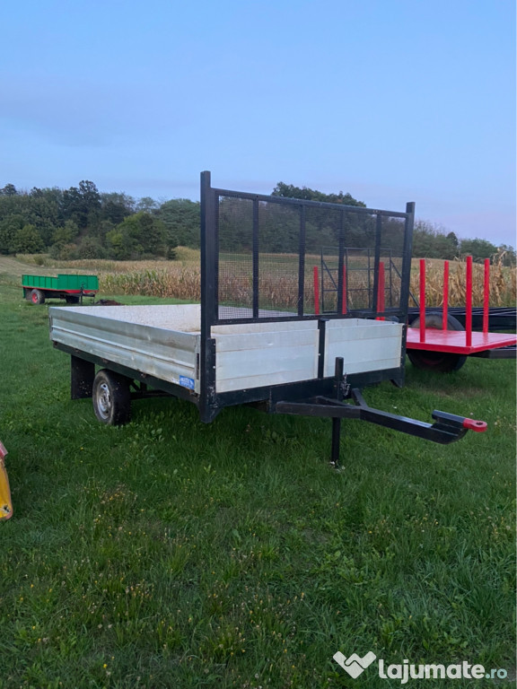 Remorcă basculabilă