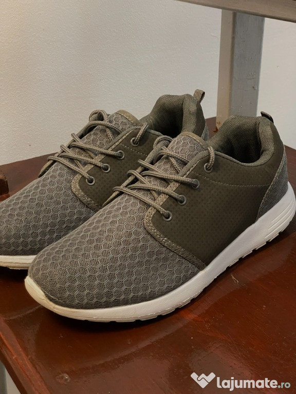 Adidași Phillip Plein import Italia diverse mărimi, saculet