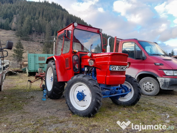 Tractor UTB 445 DT 4X4, 7.300 eur - Lajumate.ro